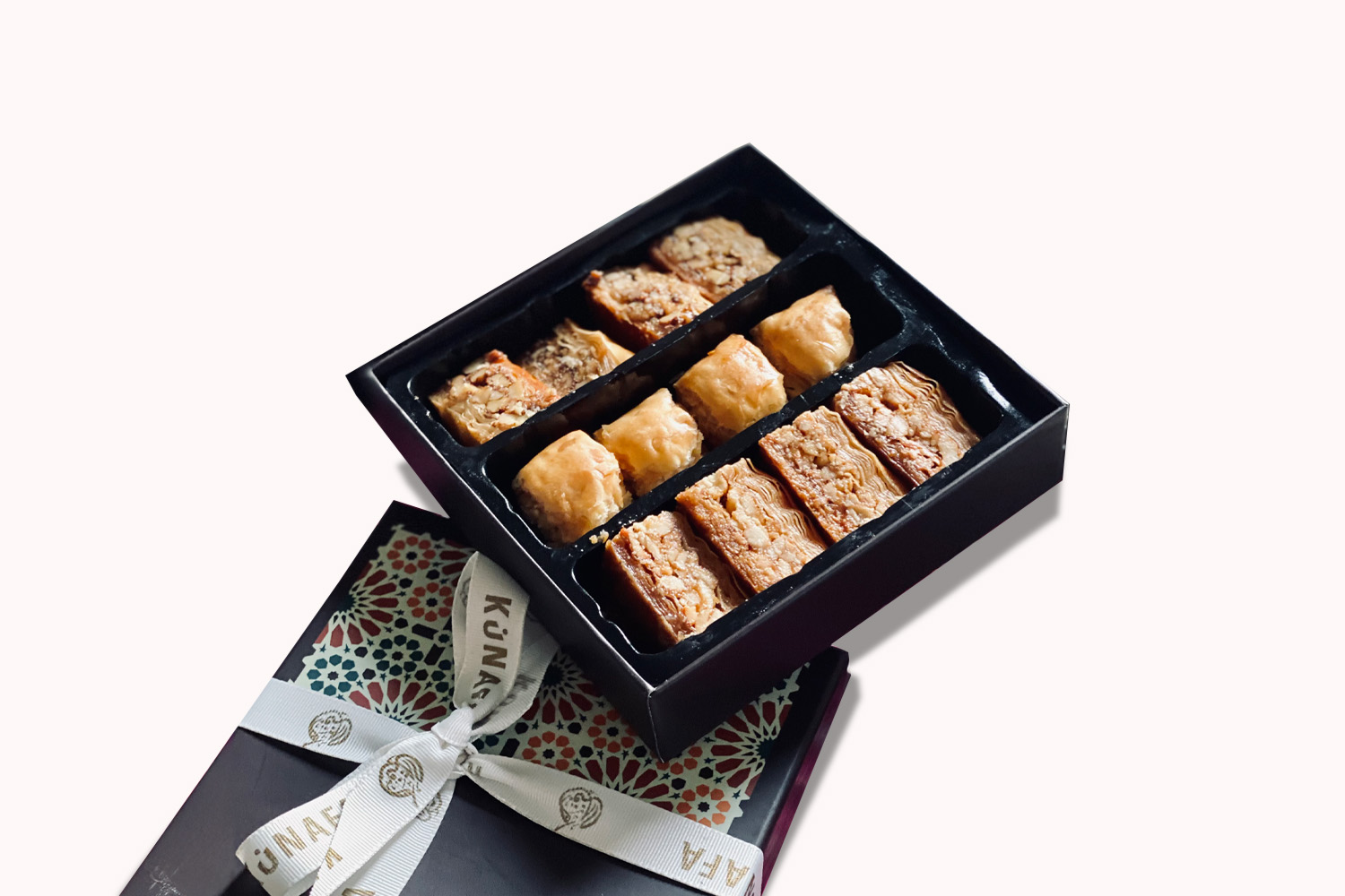 Kunafa Assorted Baklava Small Box